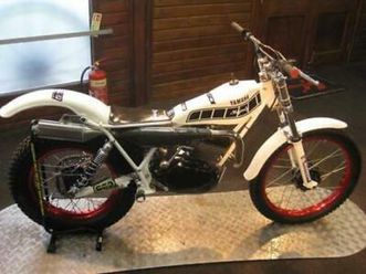 YAMAHA 1982-yamaha-ty-250-majesty-godden-top-spec-all-the-mods ...