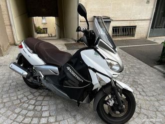 MBK scooter-125-mbk-skycruiser-comme-yamaha-xmax-18700km occasion - Le ...
