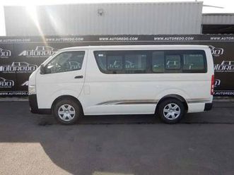 TOYOTA HIACE standard-roof-d2-5-ac-only-to-export-out-eu occasion - Le ...