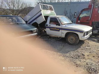 TOYOTA HILUX toyota-hilux-'86-rn-40 occasion - Le Parking