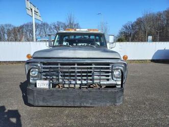 FORD F700 1973-ford-wrecker-geen-f100-maar-f700-takelwagen-sleepwagen ...
