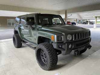 Hummer H3 Military
