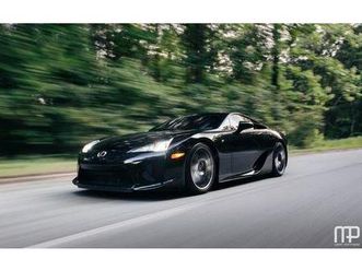 LEXUS LFA 2012-lexus-lfa-base Used - the parking