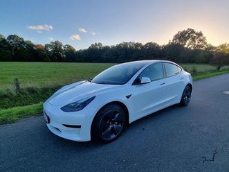TESLA MODEL 3 model-3-sr-60kwh-ryzen-ahk-trailer-hitch occasion - Le ...