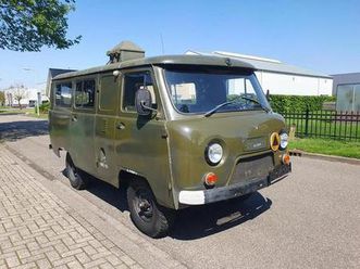 UAZ 452 uaz-bukhanka-452-4x4-oldtimers-marktplaats occasion - Le Parking