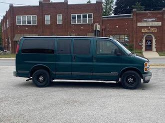 CHEVROLET CHEVY VAN 19-97-chevy-express-van Used - the parking