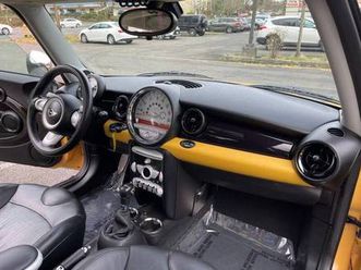 2008 mini interior