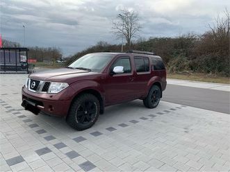 Nissan Pathfinder 2024 Rot